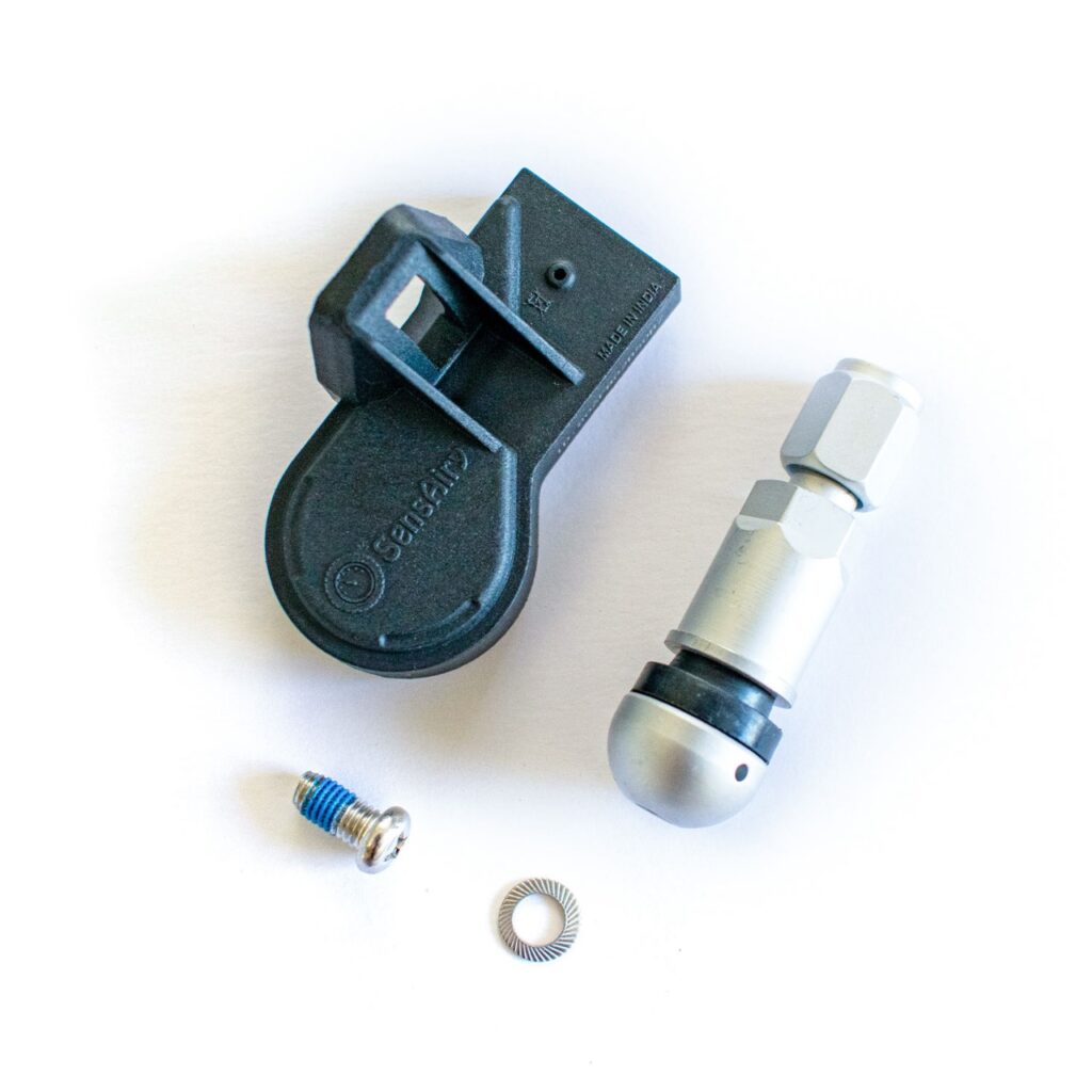SensAiry CAR TPMS | New Gen | Four Wheeler Tyre Pressure Monitoring ...